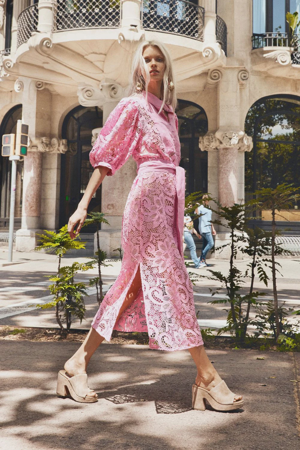 Zoe Kratzmann Kinetic Lotus Lace Dress – Gorgeous Soles